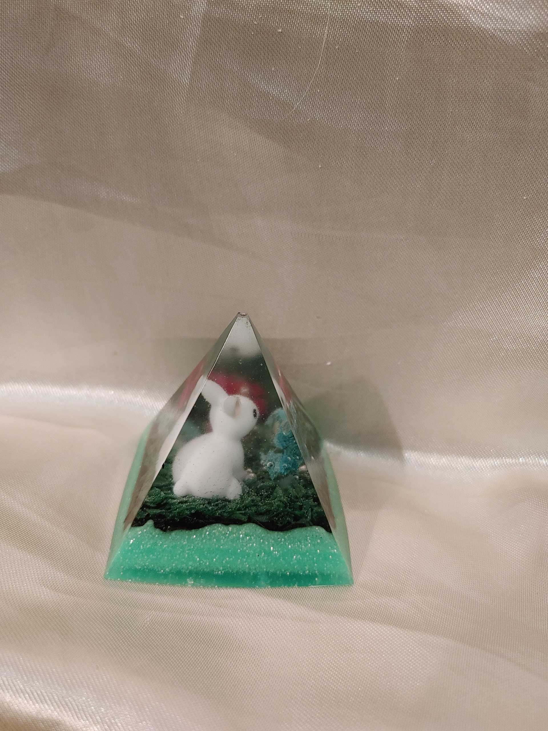 Rabbit/Flowers Mini Pyramid - Cynfull Arts